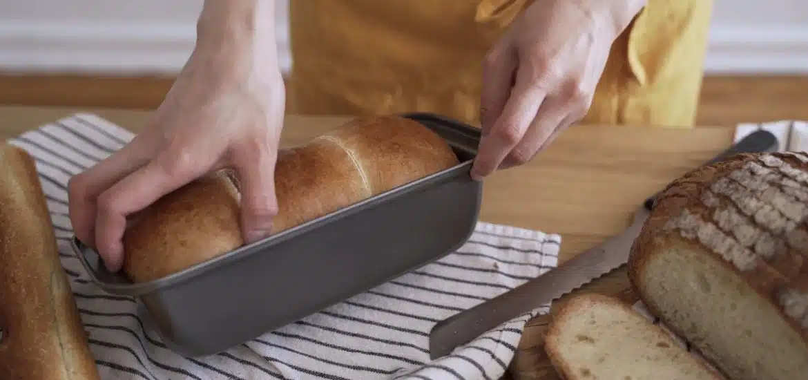 Conseils essentiels pour réussir la cuisson du pain dans un four ...